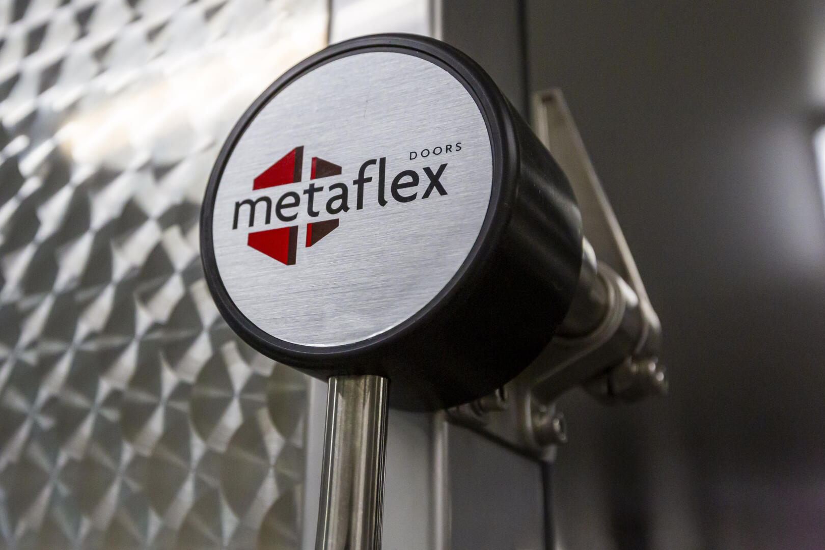 Request customized advice - Metaflex Doors